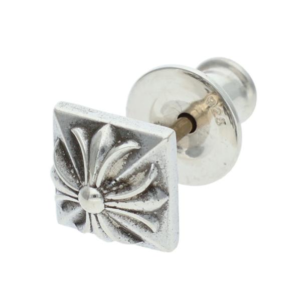 ブランド：クロムハーツ/Chrome Hearts商品名： STUD PYRAMID PLS/ピラミッドスタッド シルバーピアスサイズ：表記なし状態ランク：Bカラー：シルバー