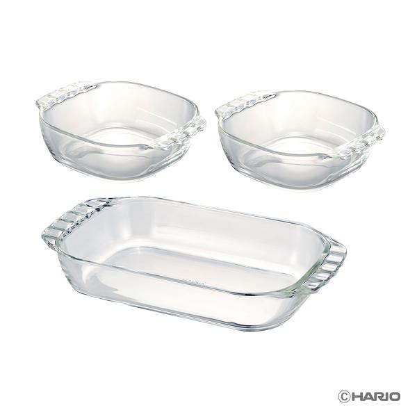 トースターで使える耐熱ガラス製の角型の器3個セットです。電子レンジ・電気式オーブン・食器洗い乾燥機でお使いいただけます。【素材】耐熱ガラス【サイズ】フル：W24.9×D14.0×H4.5（cm）、ハーフ：W15.3×D13.0×H4.5（c...