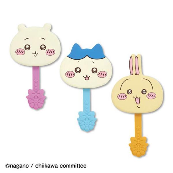 食玩で大人気の「ロリポップチョコチャーム　ちいかわ」がハンドミラーになって登場！本体は約H113×W70mm。チョコレートをイメージした本体の裏にはミラーがついていて、便利で可愛いです♪種類は全3種（ちいかわ／ハチワレ／うさぎ）。家の中でも...