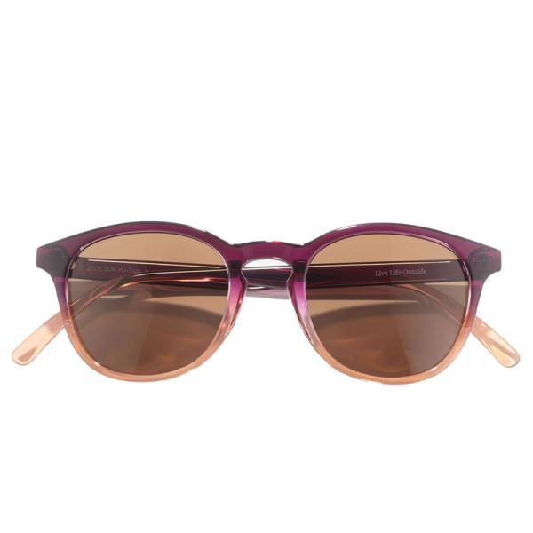 サンフランシスコで高い人気を誇るユバ。シェラネバダ山脈の大河に由来する名前を持ち、かけるとシェラネバダを思わせて週末が待ち遠しくなるような気持ちにさせるモデルです。日本でも性別を問わず支持されており、サイズ感はスモールで特に女性に人気があり...