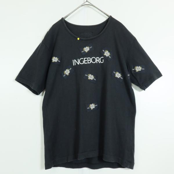 【商品説明】【実寸約】肩幅46袖丈20バスト90着丈61(cm)【サイズ表記】  M【素材】  綿100％【状態】普通の使用感のあるお品物着用感強め毛羽立ち感あり洗剤の香りがします。【デザイン】黒系半袖Tシャツです。薄手/無地・ワッペン付き...