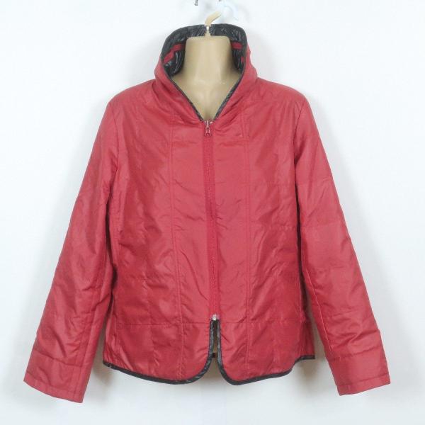 【商品説明】【実寸約】肩幅40袖丈59.5バスト106着丈59 (cm)【サイズ表記】 L(バスト86−94身長154−162) 【素材】ポリエステル100％【状態】使用感少なめの美品【デザイン】 ブラック(片面は朱色)系長袖ジップアップブ...