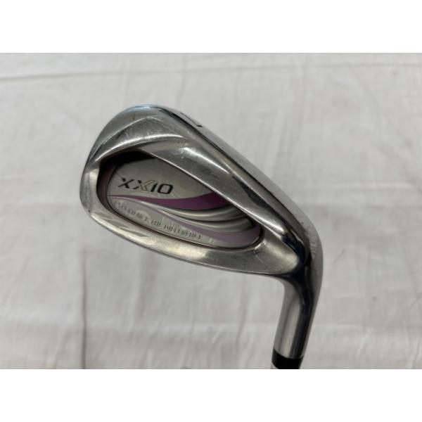 ■種別：レディースユーティリティ(ロングアイアンを含む)　■メーカー：ダンロップ■モデル：XXIO 11 ボルドー　■シャフト：MP1100■フレックス：L　■ロフト：30■本数：1　■番手：7I■長さ：36.25　■クラブ重量：327■ラ...