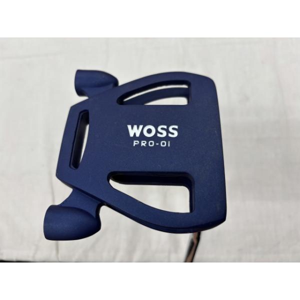 ■種別：パター　■メーカー：WOSS■モデル：WOSS PRO-01　■シャフト：オリジナルスチール■フレックス：-　■ロフト：3■本数：1　■番手：P■長さ：34　■クラブ重量：555■ライ角：72　■バランス：D7.5■キックポイント：...