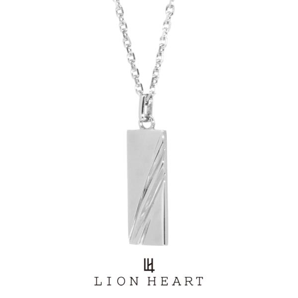 斜めに入ったツイストラインが特徴のプレートネックレス＜アイテム情報＞■素材サージカルステンレス■サイズ(約)【高】24mm 【幅】9mm【厚み】2mm■チェーン全長(約)50cm(アジャスター部分で調整していただく事により、45cmにアジャ...