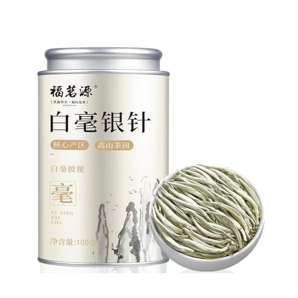 伝統工芸 茶は厳選された白茶の高品質な若芽を使用しており、30年の茶製造経験を持つ職人によって手作りされています。摘採、萎凋、乾燥の過程が非常に丁寧で、白銀針の形はふっくらとしており、細い針のような形状をしています。白い毛が頂部に覆いかぶさ...