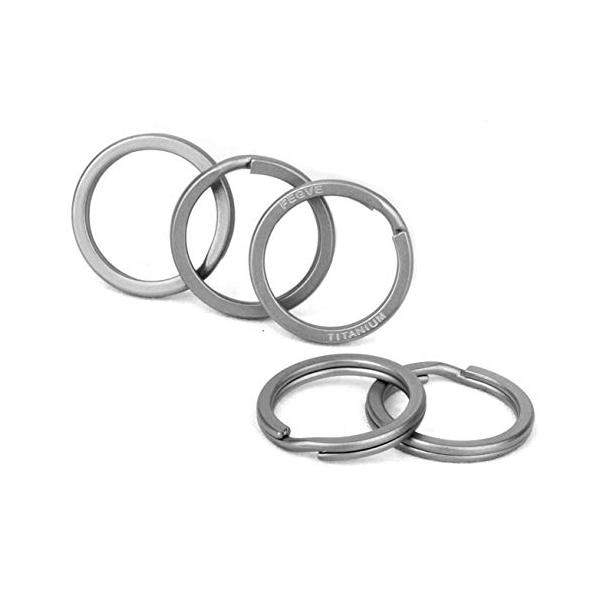 材質:チタニウムTC4　軽量で硬質表面だけではなく、環境に優しい、皮膚に無害です。 非常に軽く、非磁性，耐食性，低アレルギー性など優れた特性を有しています。 キーホルダーやチェーンの連結などにお使いいただけます。 サイズ：内径：21mm、外...