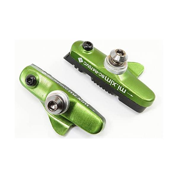 ・mi.Xim製、シマノとスラムのロードブレーキと交換できる、カートリッジ式ブレーキシューになります。 ・軽量アルミハウジングで角度調整ワッシャー、固定ボルトつきになります。・パッド面はあらゆる状況に対応した最新のパタンを採用しております。...