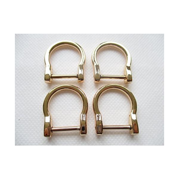 ネジ式のDカン４個入りです。プラスドライバーで簡単に開閉出来ます。各サイズは画像をご覧ください。パッケージ重量: 0.02 kgホビー:手芸・画材:裁縫材料:手芸用カン