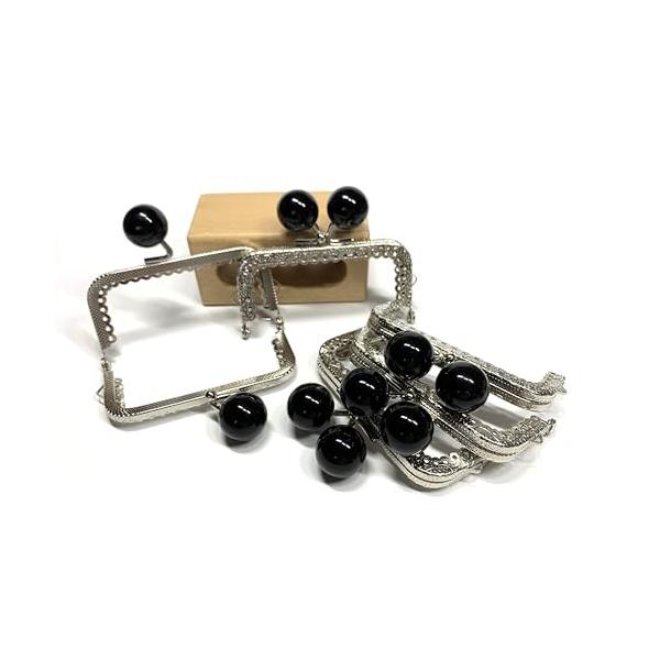 サイズ　：8.5cm口金の色：シルバーあめ玉は存在感のある20ｍｍ。 和風・洋風とがま口バッグのデザインの幅が広がります。パチンと閉まる音と感触がなんとも気持ち良いです。 デニム生地やレース、フェルト、ニット、レース編み、和柄もよく合います...