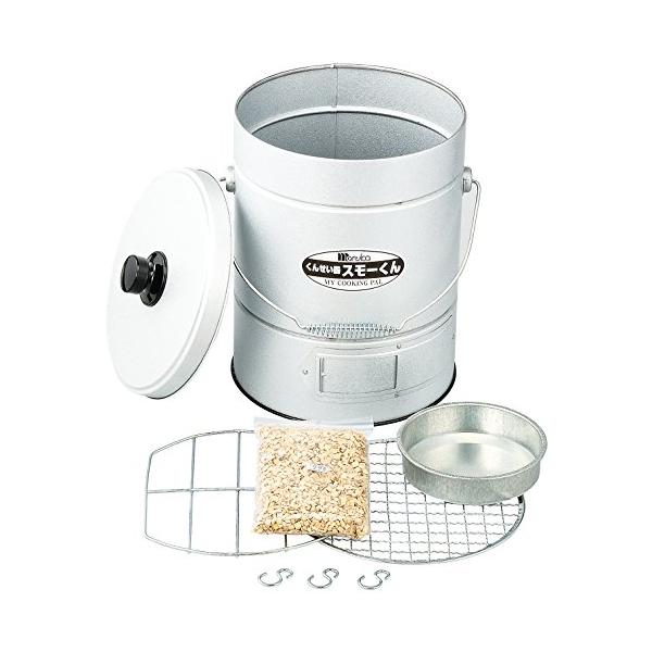 原産国:日本サイズ:直径24.5*高さ34.5cm重量:約1.3kg材質:本体・フタ/ガルバリウム鋼板、持ち手/亜鉛鉄線、つまみ/ベークライト、チップ皿/亜鉛鉄板、丸型網/亜鉛鉄線、変形網/鉄線付属品:チップ/サクラ100g、S字釣り金具*...