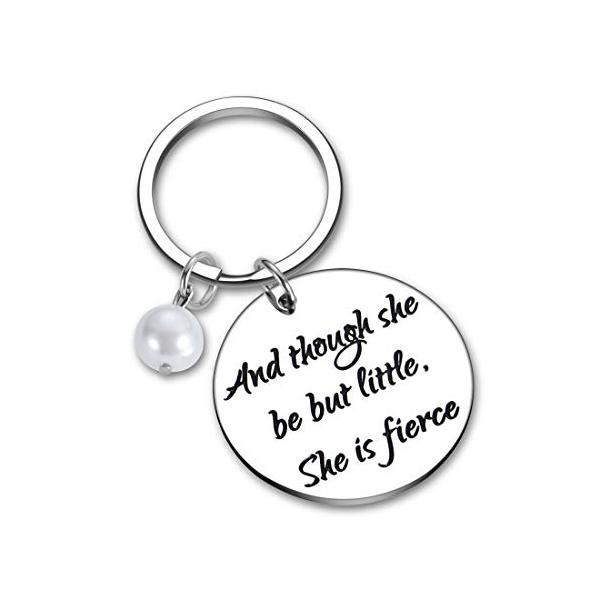 *女の子に最適なお礼です*-And Though She Be But Little She is Fierce。シェイクスピアの『真夏の　　　夜のユメ』の言葉です。彼女は若いが、彼女のエネルギーはいっぱいですよという意味を伝達します。可愛...