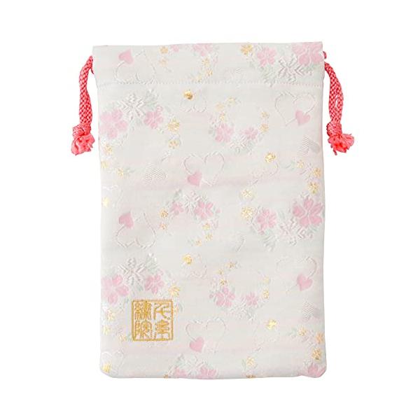 京都・西陣織の金襴生地で仕上げた当店オリジナルの巾着袋 裏地付き です。前面左下に当店ロゴ古印文字の刺繍を施しており、職人が1枚1枚丁寧に仕上げています。御朱印帳や和製小物の収納にぴったりです。サイズ：よこ17cm*たて25cmホーム&am...