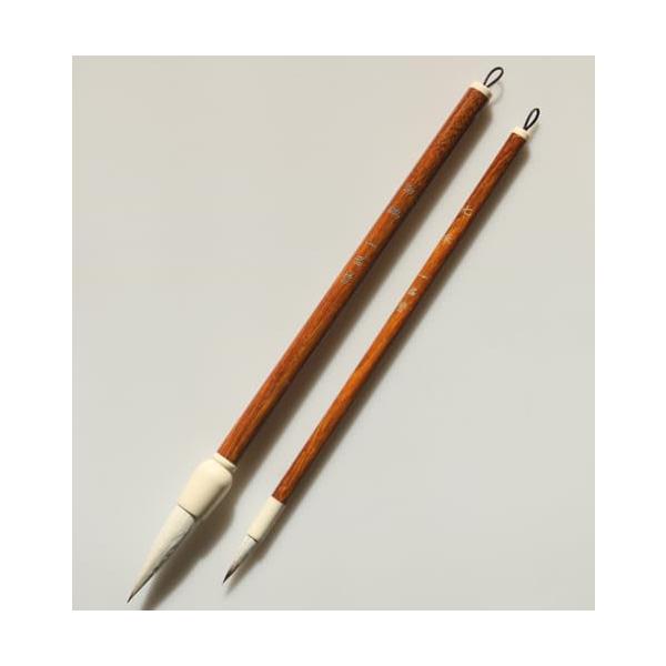 品質良い 丁寧な手作りで、毛抜けにくい太筆細筆セット。 筆の主原毛 太筆：光鋒羊毛、馬毛 細筆：兎毛 軸の材質 木軸 太筆サイズ 穂径12mm、穂長45ｍｍ  細筆サイズ 穂径6mm、穂長20ｍｍ 用途 太筆:楷書・行書作品用 細筆: 細字...