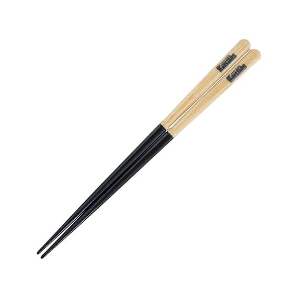 折れたバットをリサイクルしたかっとばしは、役目を終えた破損バットやバットを作る際にできる端材を再利用して出来ています。適度な堅さとしなやかさを併せ持つバット材はお箸の素材としても適しています。持ち手はユニークなバットの形をしています。プロ野...