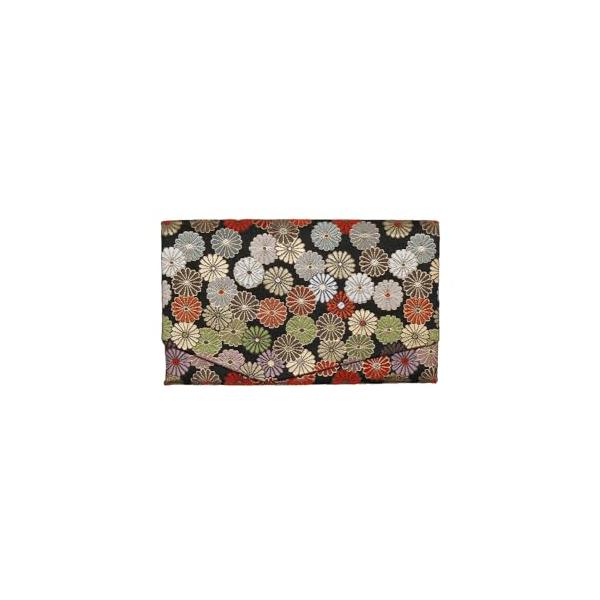 京都の西陣織金襴を使用した、高級感あふれる慶事用ふくさです。金箔糸を使用した金色に輝く文様は、結婚式などのお祝いごとの席で華やかさを演出します。一般的な11cm*19cmののし袋が入るサイズで、台紙が中に入っており水引も金封もしっかりと守っ...