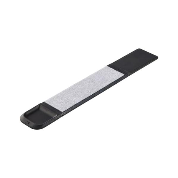 手前マツリ防止で手返しアップ  コンパクトに折り畳める仕掛け用マグネット。折り畳んでコンパクトになり持ち運び楽々短い仕掛けにピッタリの250 アジサビキやウィリーなど短い仕掛けに最適  自重 ：500ｇ　 使用時寸法 ：50*8*1ｃｍ　 ...