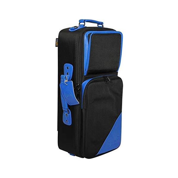 コンパクトでスマートなBACHロゴ入りトランペット用ギグバッグ。軽量で長時間の持ち運びもしやすく、取り外し可能な中敷きは楽器をしっかりガード。譜面やスマートフォンなど必要なアイテムを一括で収納できる充実した小物入れ。外装は耐久性と防水性に優...