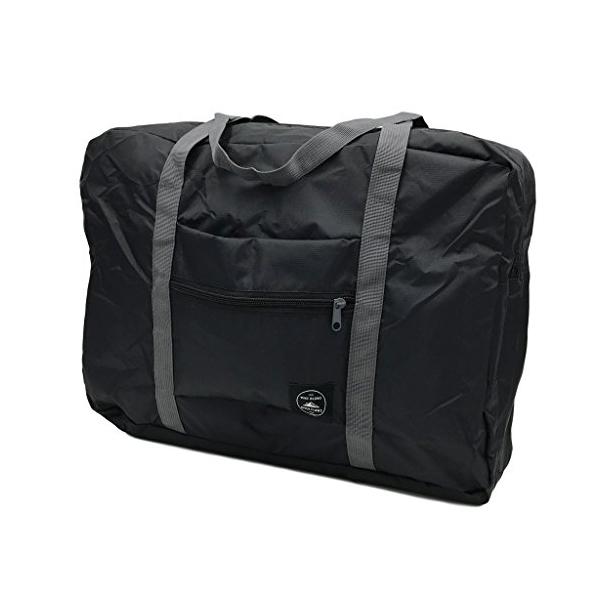 シンプルで使いやすい、軽量折りたたみボストンバッグ。メインファスナー1箇所と外側にはファスナーポケット１箇所あります。 スーツケースの持ち手に通しても、ショルダーとしてもお使い頂けます。旅行中に急に増えたお土産や荷物があっても安心です。見た...