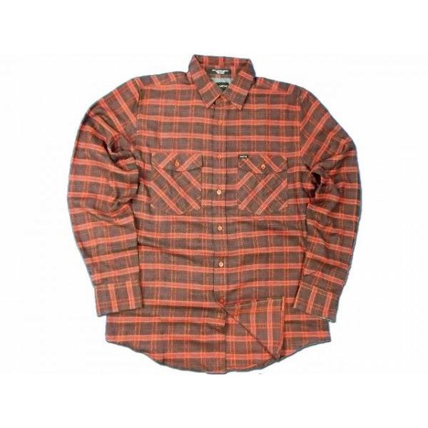 マティックス(Matix Clothing)は1998年DVSのオーナー兼マーケティングディレクターのTim Gavin氏によって創設された会社。スケートボードシューズブランドのDVSのウェアラインとしてスタートし、スケーターのDaemon...