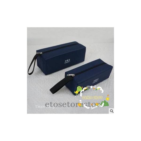 商品詳細■カラー：ブラック　　グレー　ブルー■サイズ：長さ30cm　幅10cm 高さ10cm■素材：オックスフォード布●頑丈素材： 軽くて耐摩耗な素材を採用しています。耐摩耗性と長時間の耐久性を持つ、長くご利用いただけます。強化縫製仕上げで...