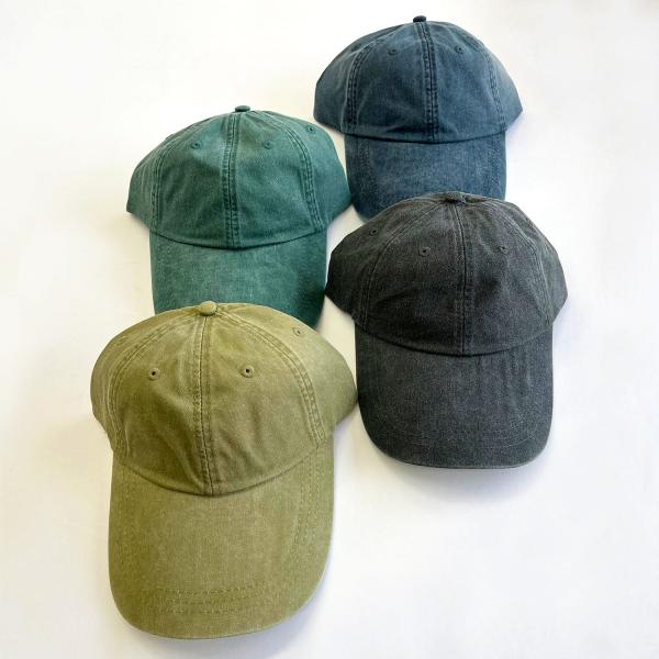 商品名： adams 6-Panel Cotton Twill Pigment-Dyed Cap商品詳細：1986年にアメリカでスタートしたヘッドウエアブランド ADAMS。ツバが少し長め（約10センチ）で、ロープロフィールの6パネルキャッ...