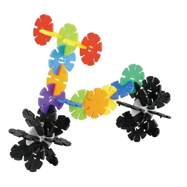 商品説明:数字も刻まれているカラフルなお花形のブロック！商品仕様:●商品サイズ：1ピース：φ33×2.3mm●重量：140g●セット内容:ブロック×100ピース●材質：PP●包装形態：opp袋●生産国：中国メーカー: アーテック artec...