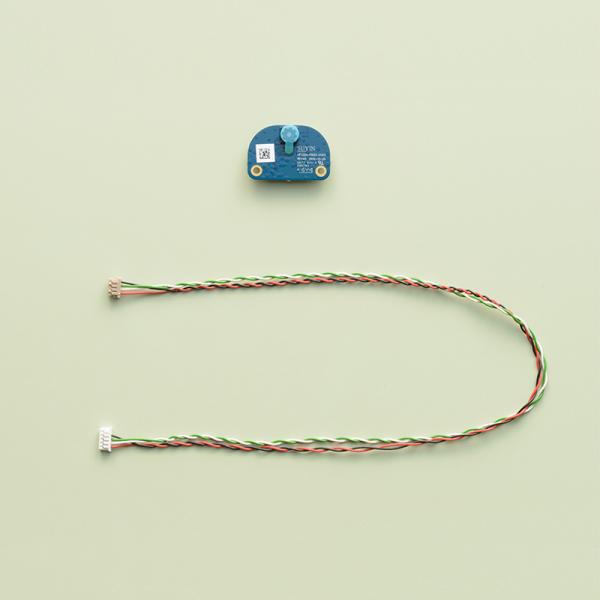 「週刊鉄腕アトムを作ろう!」第42号のパーツセットです。セット内容:カメラボード、カメラボード用ハーネス※パーツのみの販売です。パートワーク冊子は付属しておりませんので予めご了承ください。