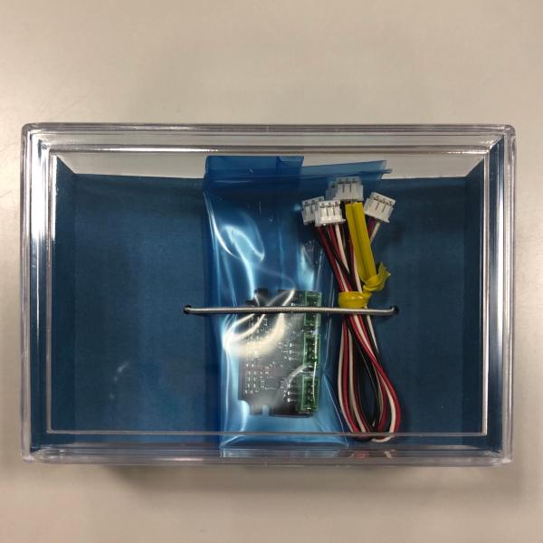 ＜スペック＞　●寸法：28×16×6.7mm　●重量：2.1g　●電源電圧：4〜12V　●消費電流：1.1mA＜セット内容＞　●RAS-3　×1　●ZH接続ケーブルA（ZH⇔ZH）（100mm）×3＜対応機種＞　●RCB-4mini　●KR...