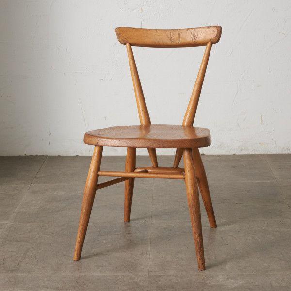 **サイズ（単位mm）**-  幅 370 奥行き 435 高さ 615 座高 345＊若干の誤差は御了承下さい。**主な素材**- エルム- ブナ**特記事項**- 座面側面にヒビ割れや削れがあります。- 商品コンディションは詳細画像にて...