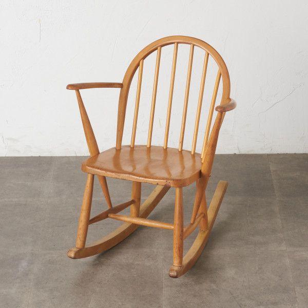 **サイズ（単位mm）**-  幅 605 奥行き 750 高さ 735 座高 370 肘高 610＊若干の誤差は御了承下さい。**主な素材**- エルム- ブナ**特記事項**- 商品コンディションは詳細画像にて必ずご確認お願いします。コ...