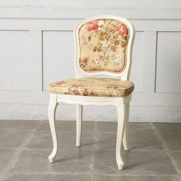 **サイズ（単位mm）**-  幅 465 奥行き 500 高さ 855 座高 455＊若干の誤差は御了承下さい。**主な素材**- ブナ- ファブリック**特記事項**- **定価** 162,800円(税込)- 商品コンディションは詳細...