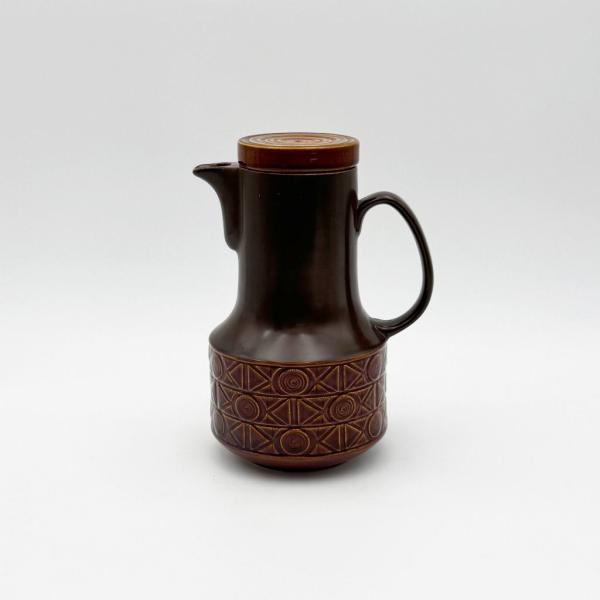 **サイズ（単位mm）**-  幅 150 奥行き 120 高さ 220＊若干の誤差は御了承下さい。**主な素材**- 陶器**特記事項**- コーヒーポット1点の販売です。- ユーズド品特有のスレ・小傷がありますが、ご使用上問題ありません...