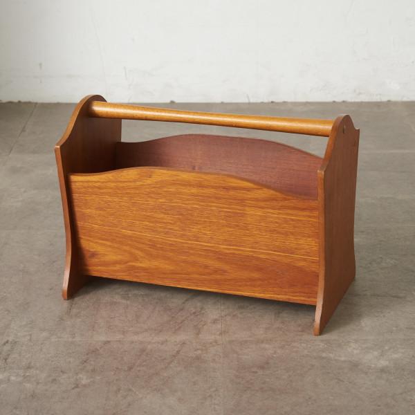 **サイズ（単位mm）**-  幅 410 奥行き 235 高さ 300＊若干の誤差は御了承下さい。**主な素材**- チーク**特記事項**- 商品コンディションは詳細画像にて必ずご確認お願いします。 **コンディション**★★★ やや傷...