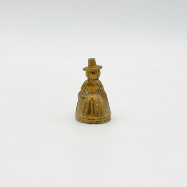 **サイズ（単位mm）**-  幅 30 奥行き 30 高さ 55＊若干の誤差は御了承下さい。**主な素材**- 真鍮**特記事項**- ハンドベル1点の販売です。(セット販売ではありません)- 写真内のその他の商品は含まれません。- ユー...