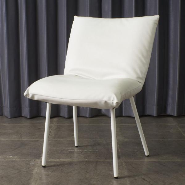 **サイズ（単位mm）**-  幅 540 奥行き 640 高さ 800 座高 460＊若干の誤差は御了承下さい。**主な素材**- 合成皮革- スチール**特記事項**- 定価:101,200円(税込)〜- 張り地ランクによって価格が異な...