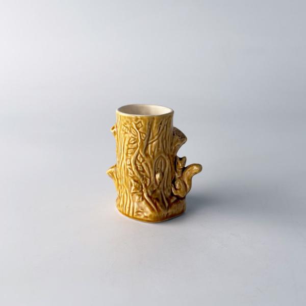 **サイズ（単位mm）**-  幅 85 奥行き 65 高さ 85＊若干の誤差は御了承下さい。**主な素材**- 陶器**特記事項**- ポジーベースの販売です。- 写真内のその他の備品は含まれません。- ユーズド品特有のスレ・小傷がありま...