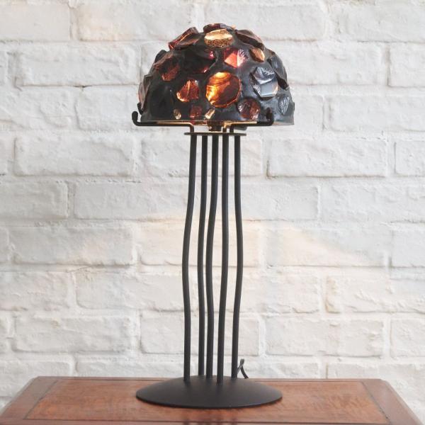 **サイズ（単位mm）**-  幅 240 奥行き 240 高さ 545＊若干の誤差は御了承下さい。**主な素材**- ガラス**特記事項**- 通電確認済み、電球は付属しません。- 電球:E17×1灯- ソケットに割れ接着跡があります。-...