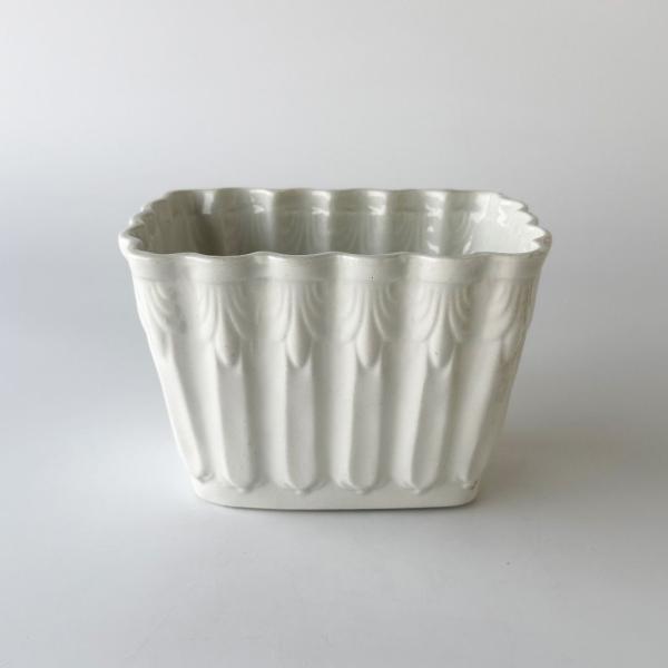 **サイズ（単位mm）**-  幅 160 奥行き 120 高さ 110＊若干の誤差は御了承下さい。**主な素材**- 陶器**特記事項**- ゼリー型1点の販売です。- 写真内のその他の備品は含まれません。- ユーズド品特有のスレ・小傷が...