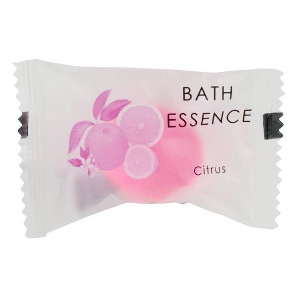 植物の葉や花、果実などから抽出されるエッセンシャルオイルやエキスをとりいれた入浴料です。お風呂に入れると、カプセルが溶けて乳白色のお湯になり、やさしい香りが広がります。■販売元／ジーピークリエイト■ブランド／パトモス Patmos■内容量／...