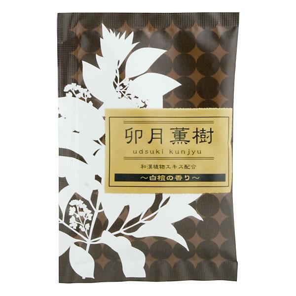 有効成分が温浴効果を高め血行を促進させ、湯冷めを防ぎます。和漢エキスにより、しっとりなめらかな湯あがり感があじわえます。[効能]疲労回復、あせも、荒れ性、うちみ、くじき、神経痛、しっしん、あかぎれ、しもやけ、痔、冷え性、腰痛、リウマチ、産前...