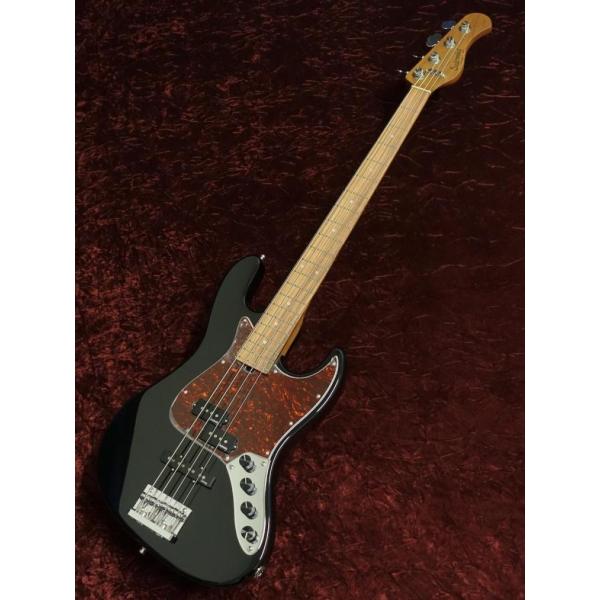 ローステッドメイプルネックにボールエッジフレットを採用し、より快適な演奏性とピッキングに対するレスポンスを実現した新しいMetro Expressシリーズが入荷です！徹底したノイズ対策が施された新設計で、まさにコストパーフォーマンスの高いク...