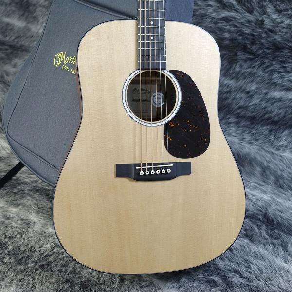 Martin D-10E-02付属品：保証書、ギグケース