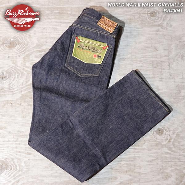 ★第二次世界大戦の戦時下において物資不足を解消するために統制を受けて誕生したデニム・ウエストオーバーオールズ。★それまでのモデルで付いていたコインポケット口のリベットやヒップポケットのバータックは省略された。　隠しリベットの上は通常バータッ...