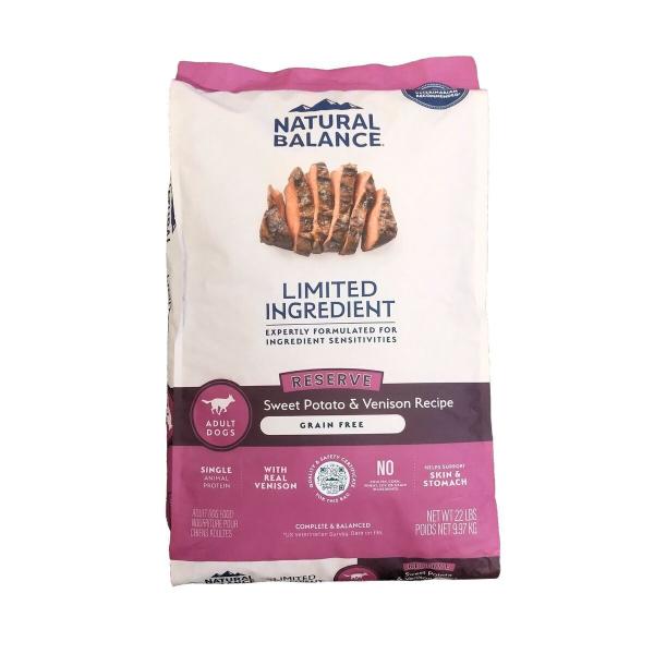 ■商品の特徴・バランスの取れたオメガ3・オメガ6脂肪酸は、皮膚・被毛の健康維持をサポート。・食物繊維が豊富なサツマイモが消化器系の健康をサポート。・食物アレルギーを防ぐため、高品質の動物性タンパク質を1種類だけ使用しています。・鹿肉を使用し...