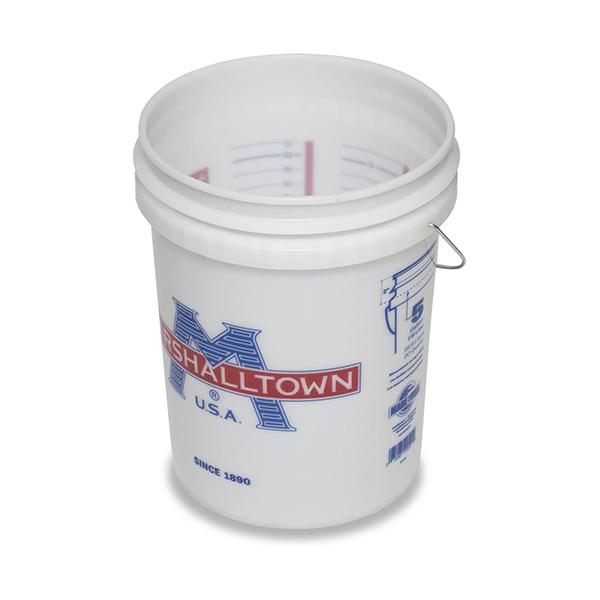 MARSHALLTOWN のオリジナルバケツ。掃除、ガーデニング、洗車、DIY、ゴミ箱、工事用など幅広く利用いただけます。大容量５ガロン（18リットル）。重ねて収納可能。MARSHALLTOWN（マーシャルタウンアメリカアイオワ州に拠点を置...