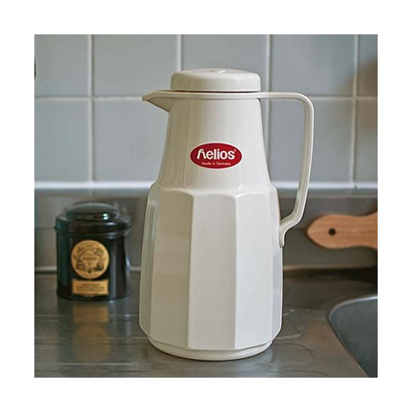 柔らかなオフホワイトとクラシックなデザインが魅力のBasicは、そのネーミングの通りどんなダイニングにもしっくり馴染みます。ガラス製の魔法瓶は、においが付きにくいのも特徴です!ギフトやインテリアに、もってこいの魔法瓶です！【サイズ】φ135...