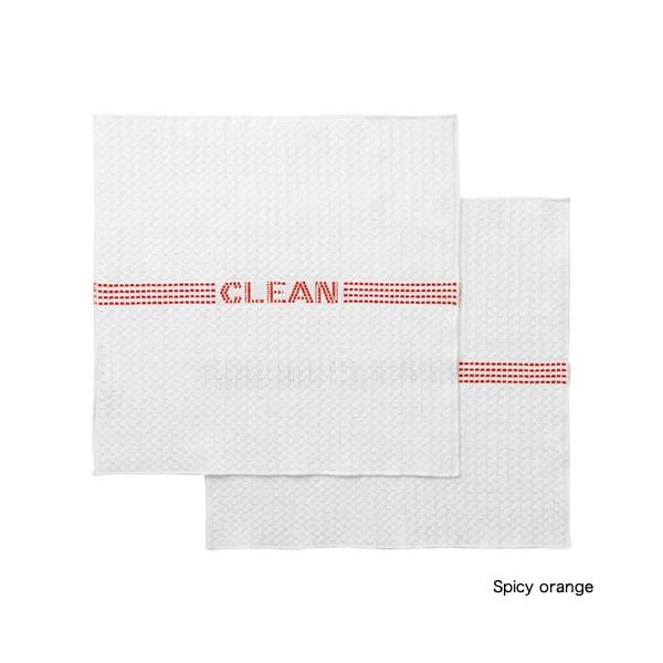 「クリーン」という文字が印象的なディッシュクロス2枚セット。ブランド：Normann（デンマーク）デザイン：Sofia Bordoniサイズ：W35×H32.5cm素材：コットン100%生産国：インド