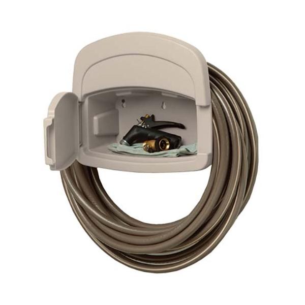 キャビネット付きでちょっとした小物収納が可能。最大150フィート（45m）のホースがかけられます。壁にネジで固定して利用して下さい。（ネジは付属しません）サイズ：W36×D15×H33cm素材：プラスチック生産国：アメリカ※ホースは付属され...