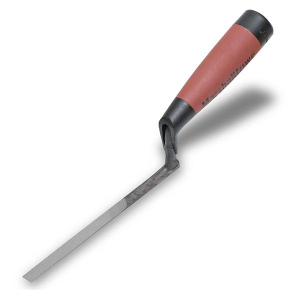 刃先が先端につれて薄くなることで適度な柔軟性、強度を兼ね備えている。また、先端が薄くなっていることで細かなディティールを表現可能。疲労軽減、作業性を高める為DuraSoft&amp;#174;（デュラソフト）グリップを採用。また、ハンドルは...